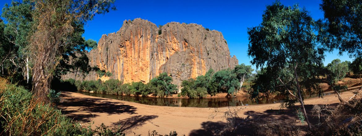 WINDJANA GORGE AND TUNNEL CREEK TOUR | Broome Coach Tours